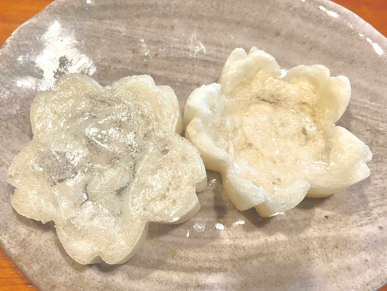 We made hanamaru monaka, a traditional Japanese sweet loved by ...