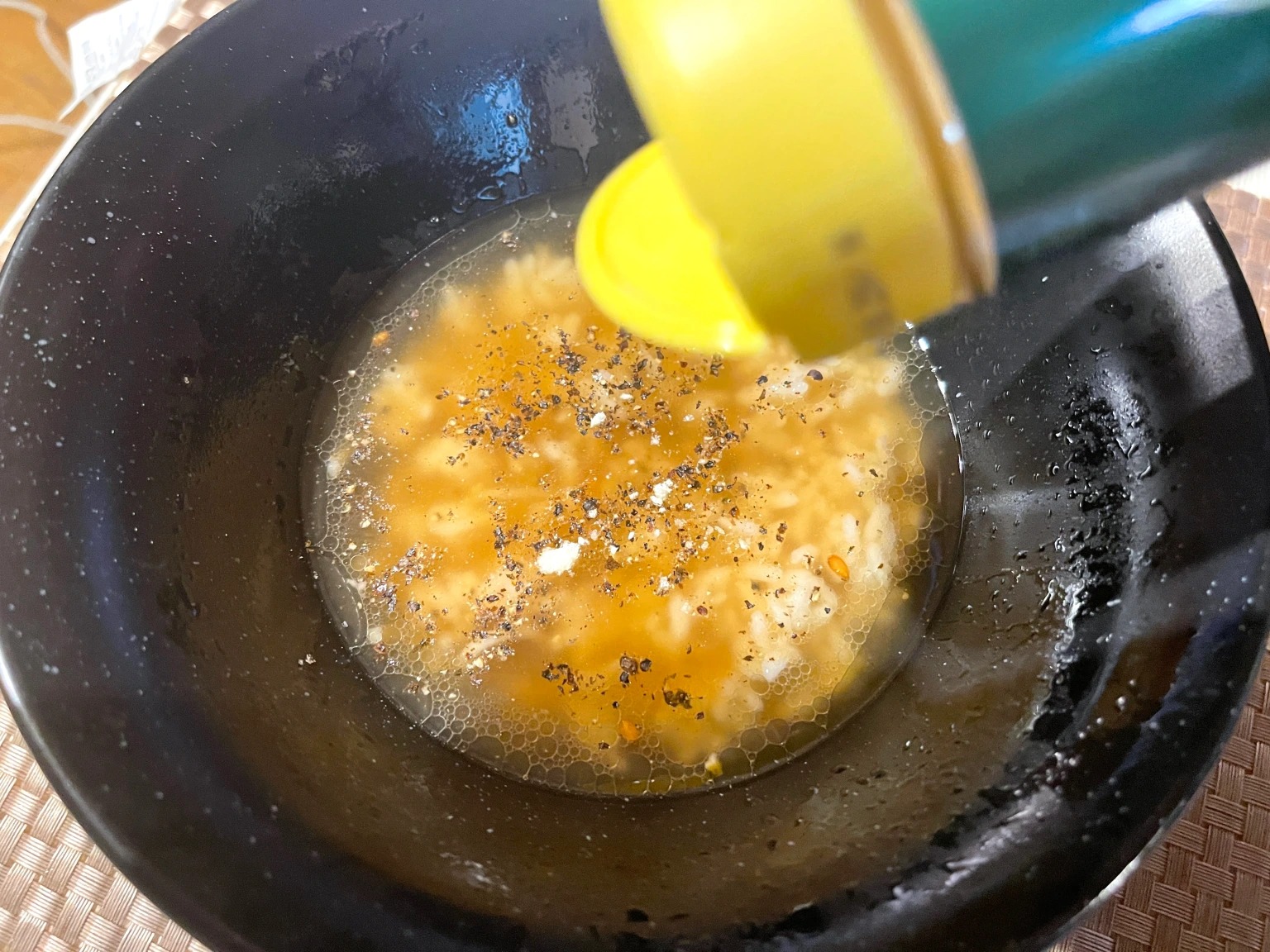 Waiter, there’re 100 crickets in my soup! We try make-it-yourself ...