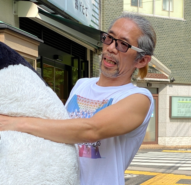 That time our boss almost killed Mr. Sato with a ginormous, unBEARable assignment【Photos ...