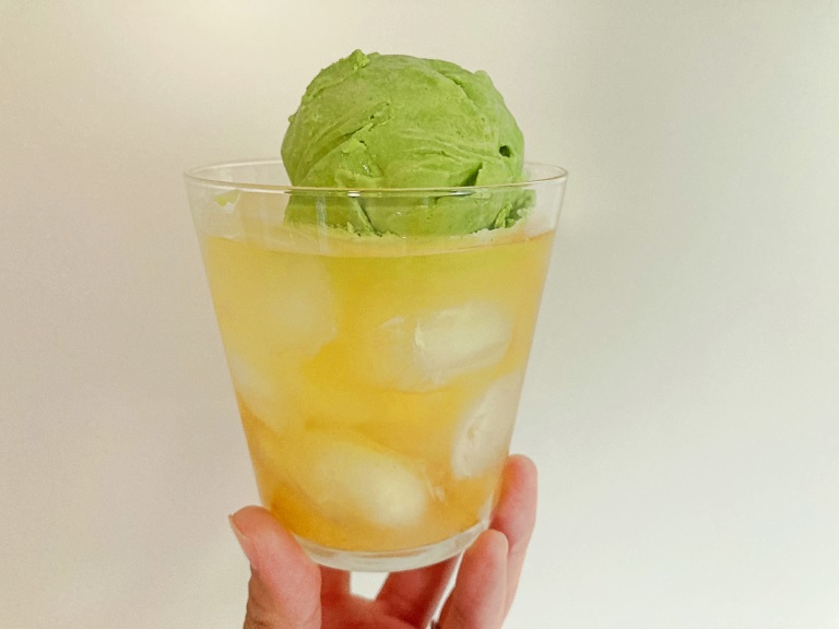 Häagen-Dazs Japan’s Yuzu Green Tea Float — How to make the super-easy ...