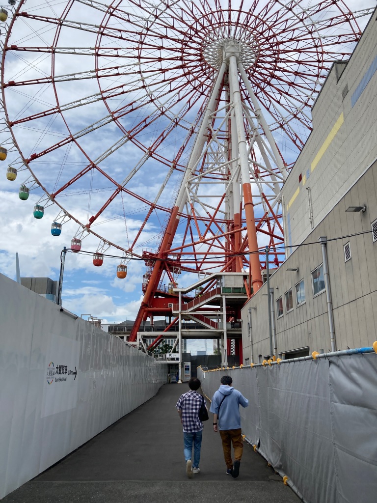 Tokyo’s giant Ferris wheel is closing for good, so it’s time for one ...