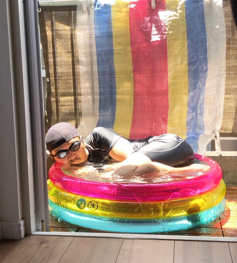 Our reporter buys a tiny kiddie pool from Daiso, has entirely too much ...