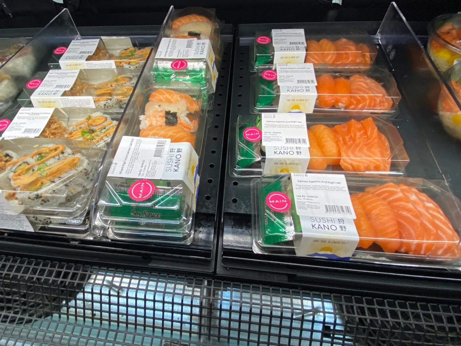 Amazon’s unmanned ‘just walk out’ store Amazon Fresh leaves us feeling ...