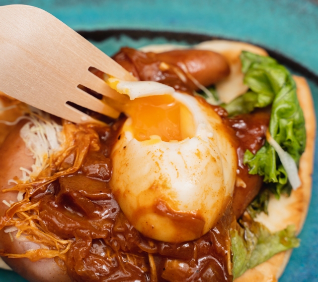 Tsukimi Moon-Viewing Burger Showdown: Which Japanese fast food chain ...