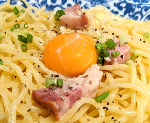 Mr. Sato experiences the all-you-can-eat bread heaven…at Kamakura Pasta ...