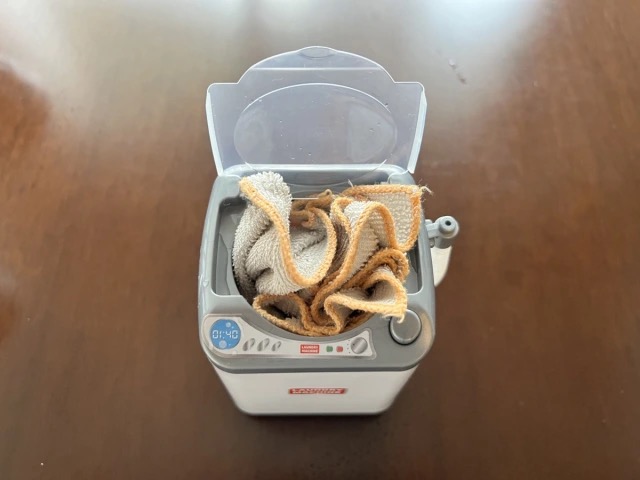 Can Daiso’s mini washing machine wash your jocks and socks ...