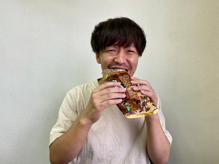 The newly revitalized Dandy Chocolate ice cream monaka surpasses what ...