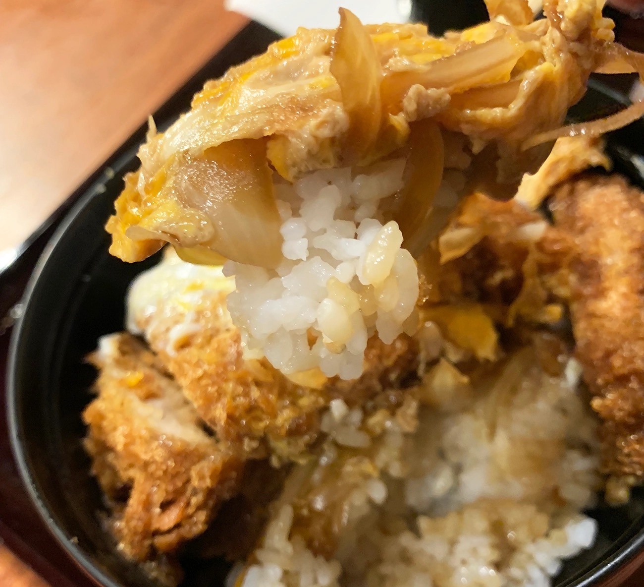 Eating Japanese katsudon once served in police interrogation rooms ...