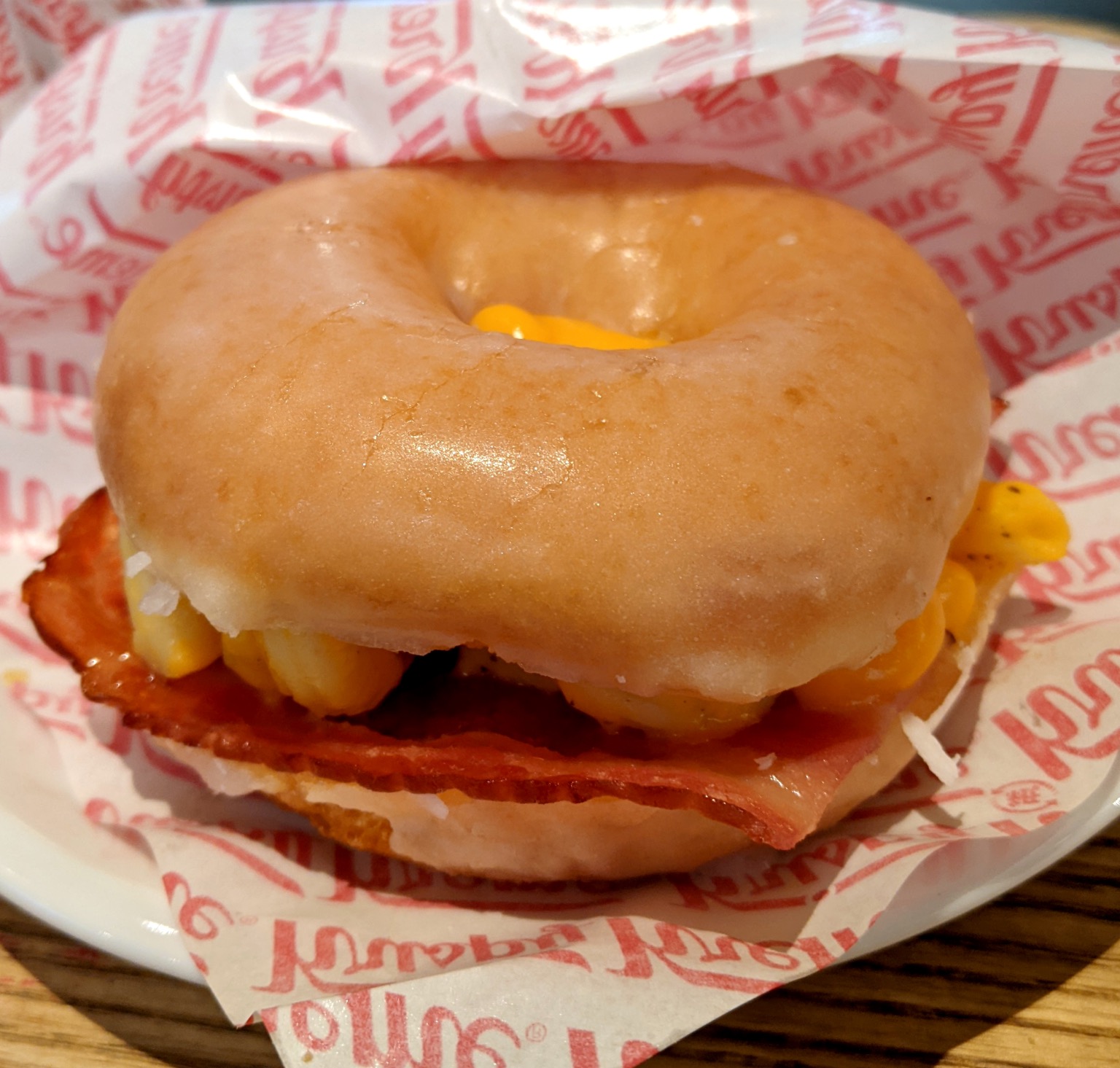 Krispy Kreme adds doughnut burgers to its menu in Japan | SoraNews24 ...