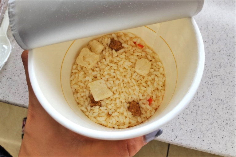 You need this instant Japanese curry rice if you hate cooking but want ...