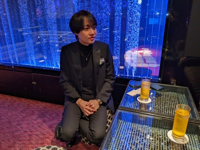 How to get a date in Japan, according to hosts in Kabukicho ...