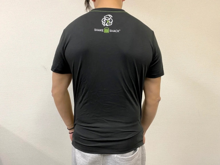 Why is there a fish on this Shake Shack Japan T-shirt? | SoraNews24 ...