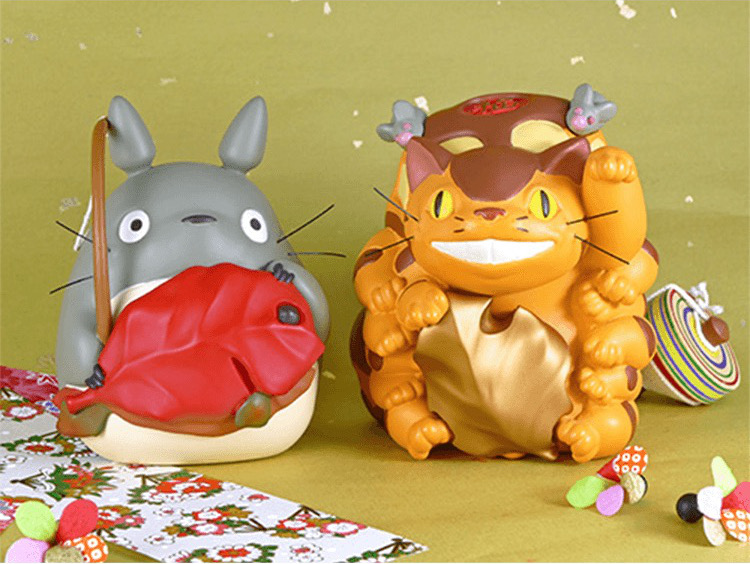 Studio Ghibli releases a Totoro daruma and beckoning Catbus in Japan ...