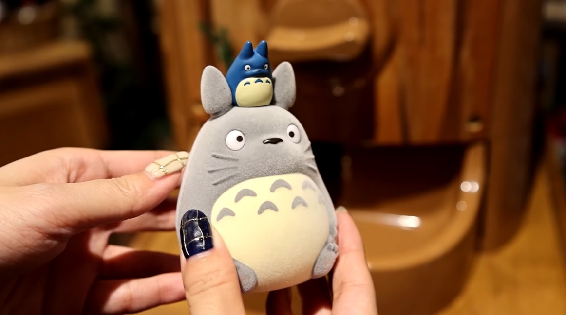 Totoro himself is the capsule for these adorable new Totoro capsule ...