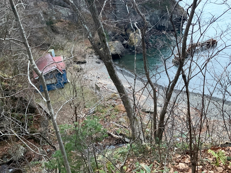 We travel to Gohoro Station, a tiny, remote station between tunnels in ...