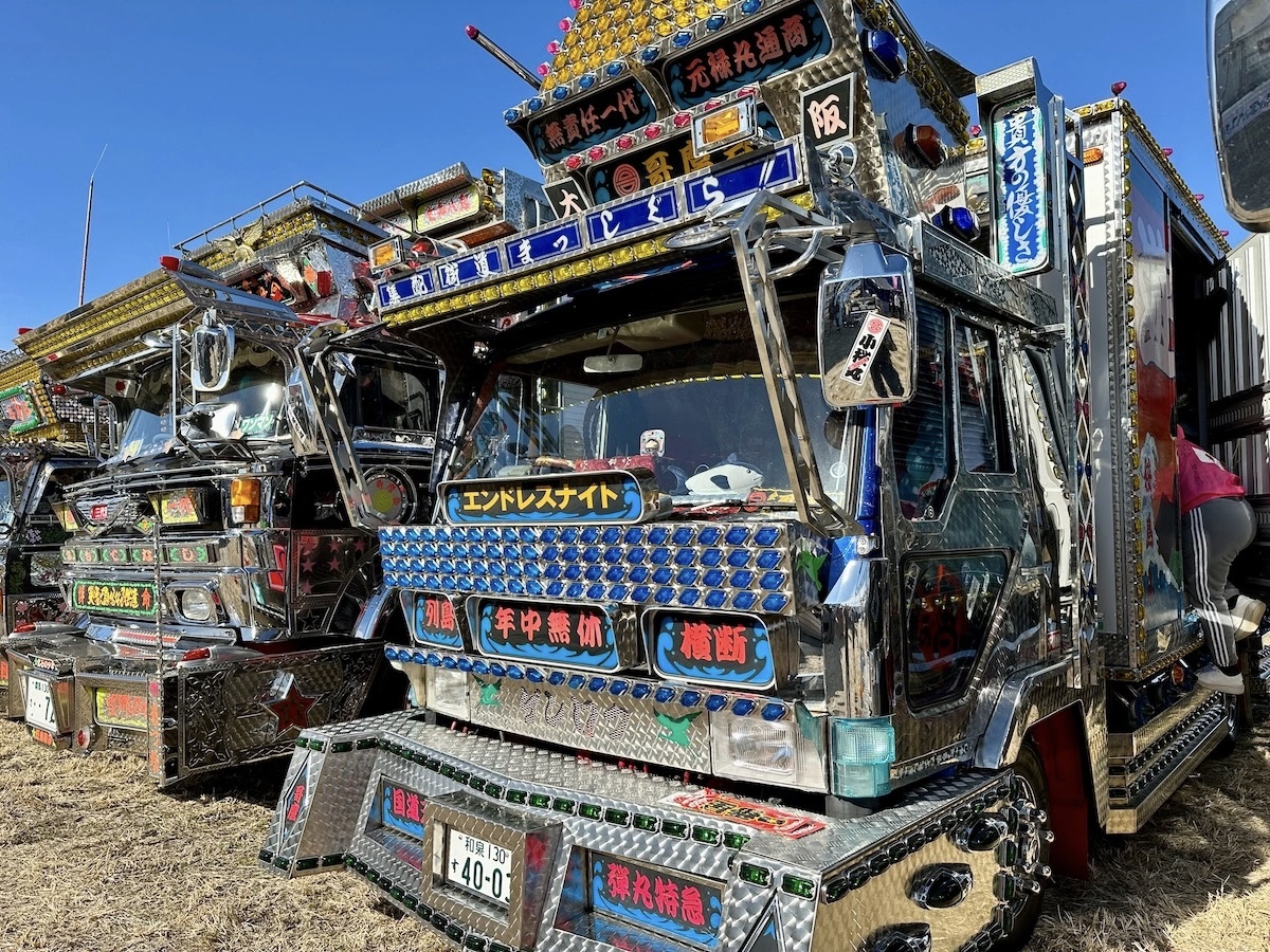 Amazing anime-themed flatbed truck is the biggest itasha we’ve ever ...