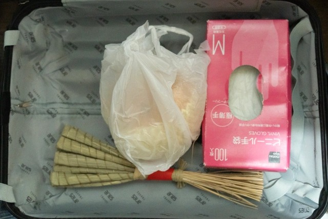 Check out this atago pear from Shimane Prefecture, weighing in at 1.5 ...