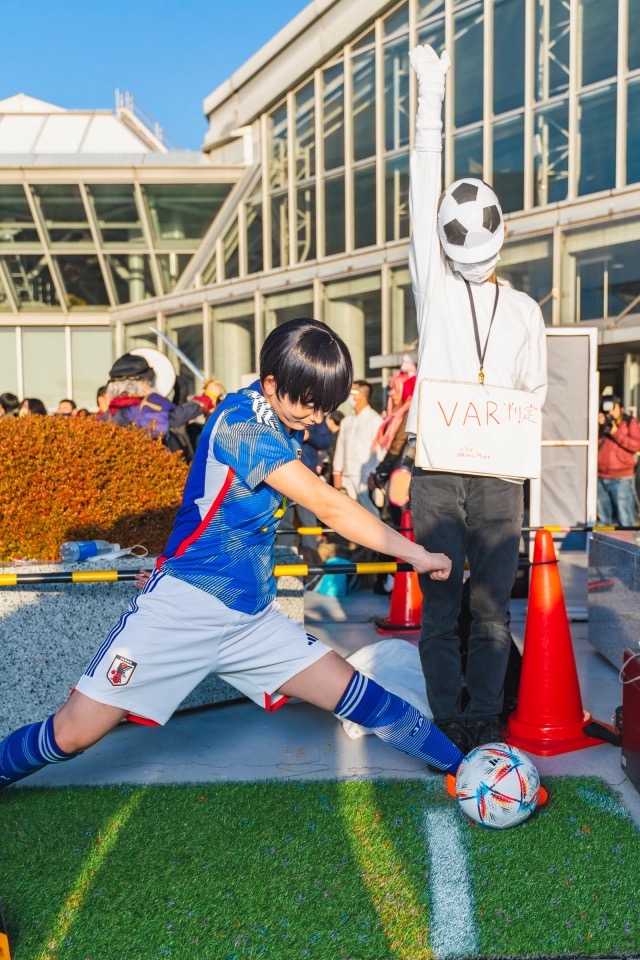 The best cosplayers from Day 1 of Winter Comiket 2022【Photos ...