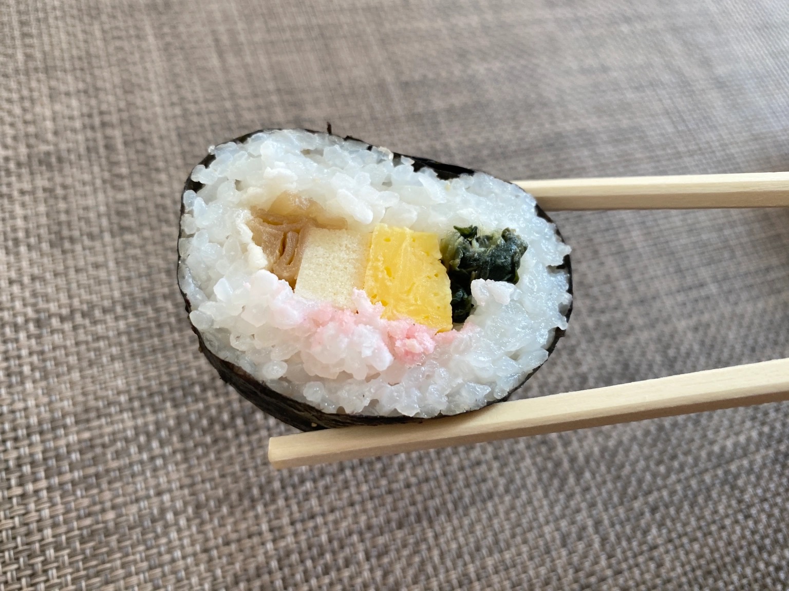 Frozen sushi appears in Japan, but is it any good? | SoraNews24 -Japan ...