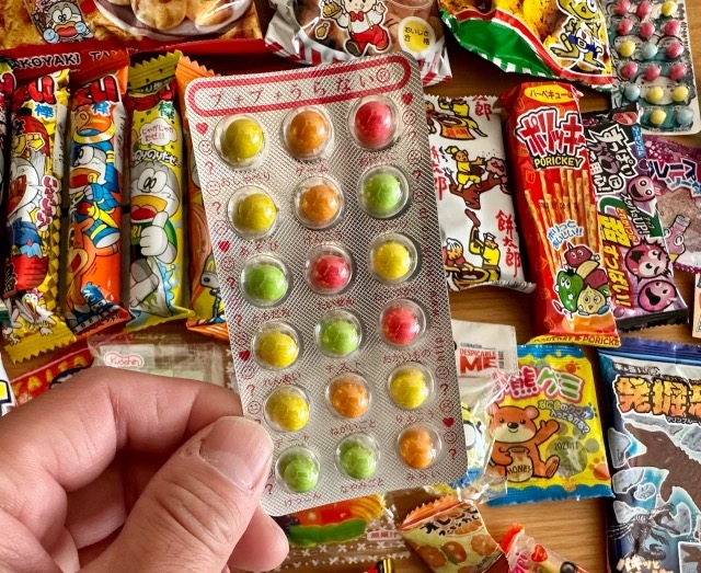 Japanese sweets box from Amazon Japan is a treasure trove of dagashi ...