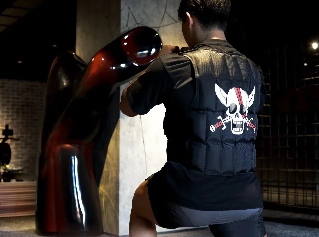 Japan’s real-world One-Piece fitness gym is open, lets you pump giant ...