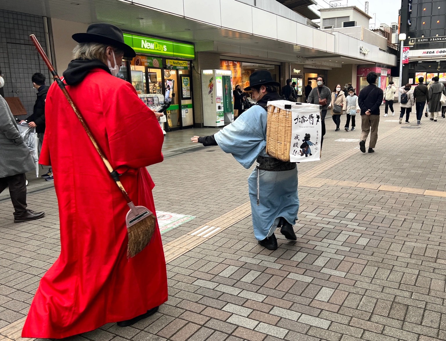Garbage-collecting samurai keep Japanese streets clean, but what’s ...