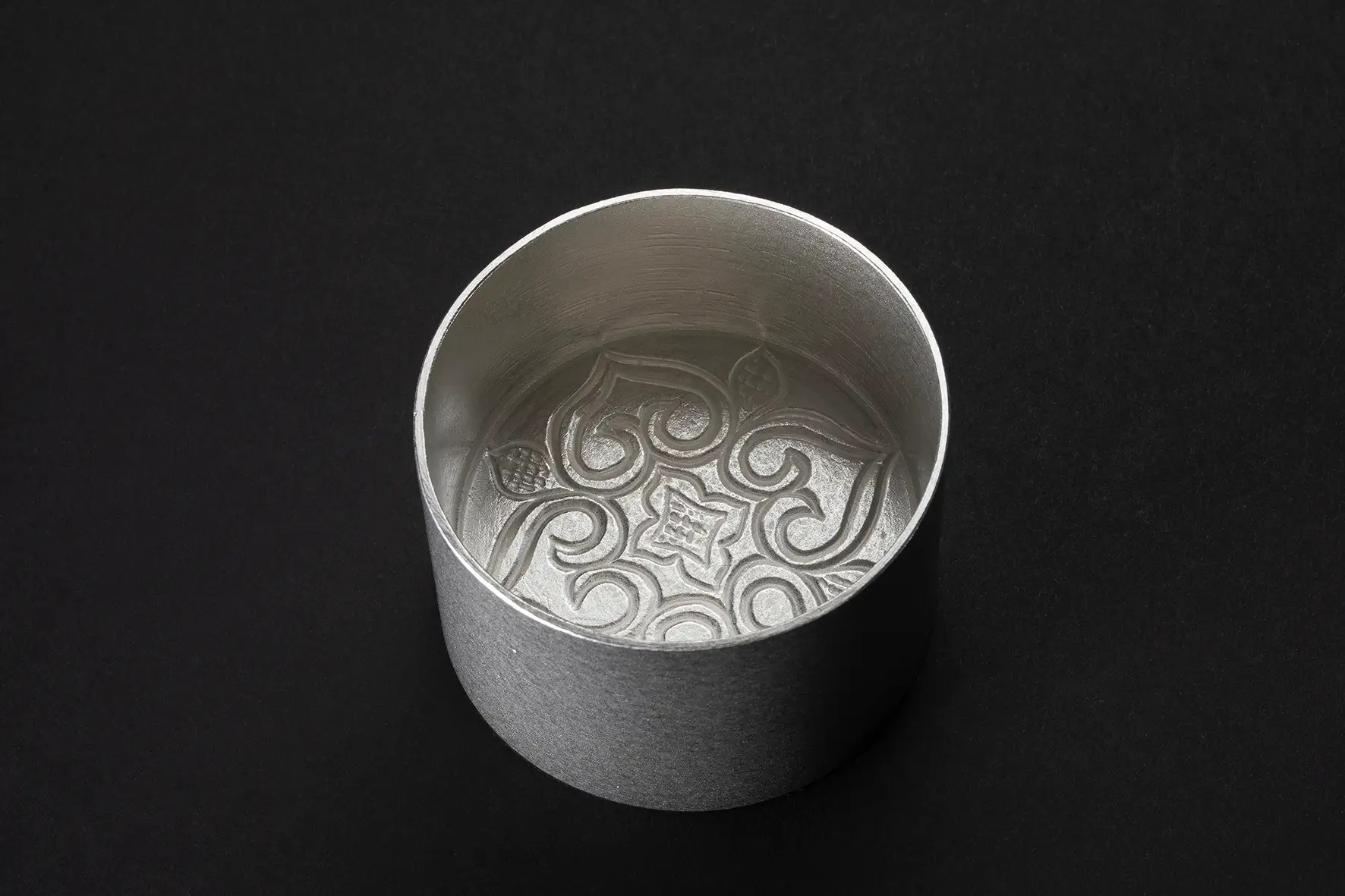 Tokyo popup shop sells Japanese indigenous Ainu-inspired tableware for ...