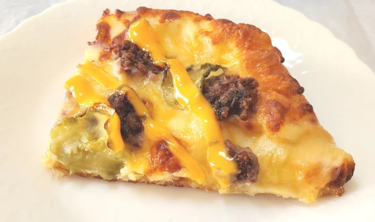 Domino’s Pizza Japan’s Big Dac Burger Pizza tastes like food from a ...