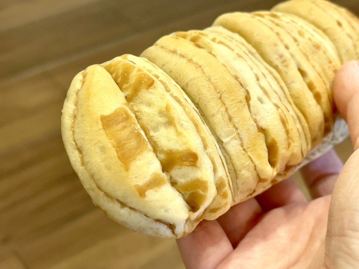 Eating all the cat treats at Japanese convenience store Family Mart ...