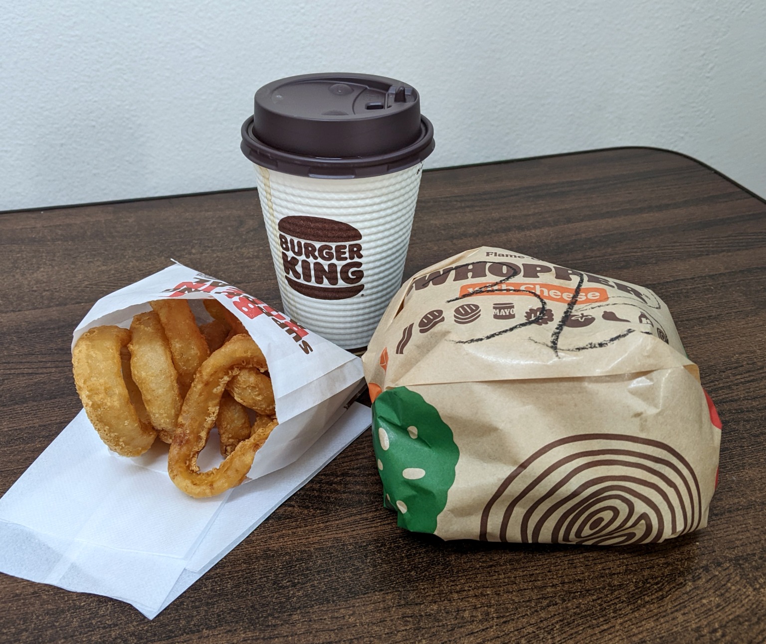 Burger King Japan’s Cheeseburger Gelände — exceptional in taste, size ...