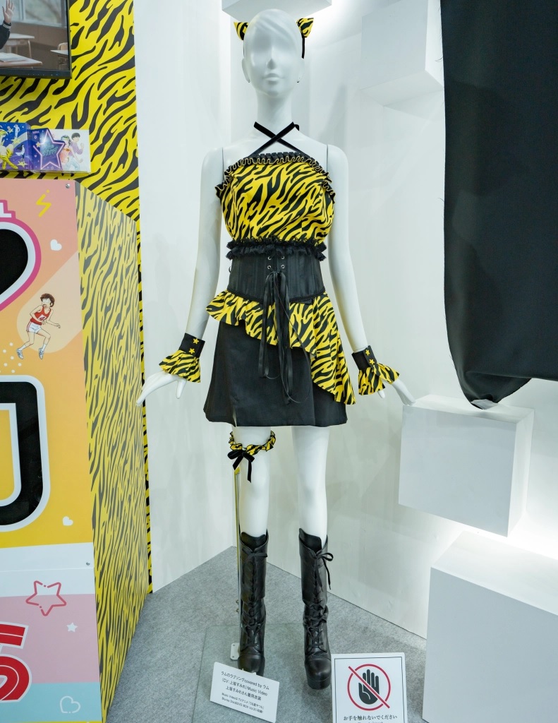 The booth models, booths, and official cosplayers of Anime Japan【Photos ...