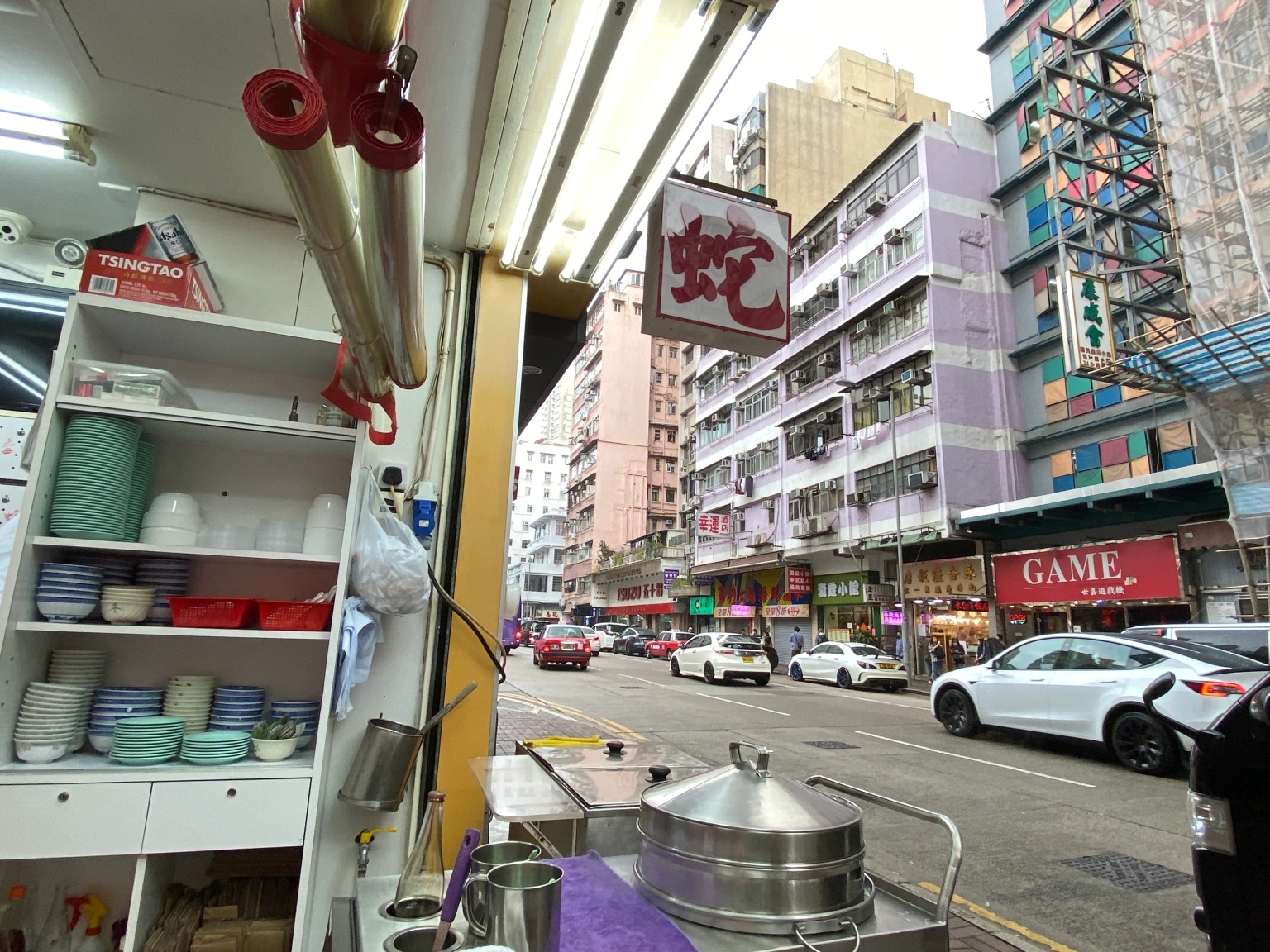 Waiter, there’s a SNAKE in my soup — we try Cantonese delicacy snake ...
