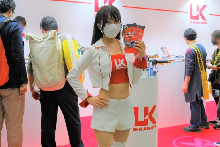 The beautiful booth models of the Tokyo Motorcycle Show【Photos ...