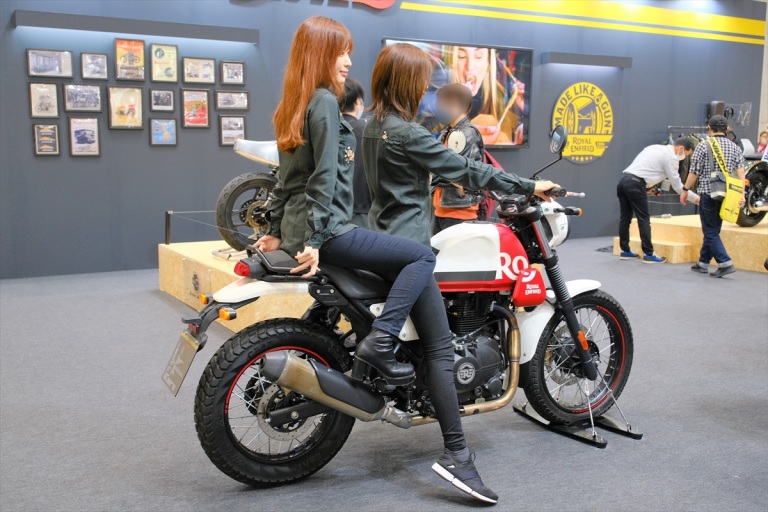 The beautiful booth models of the Tokyo Motorcycle Show【Photos ...