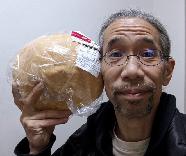 In search of Japan’s largest melon bread with Mr. Sato | SoraNews24 ...