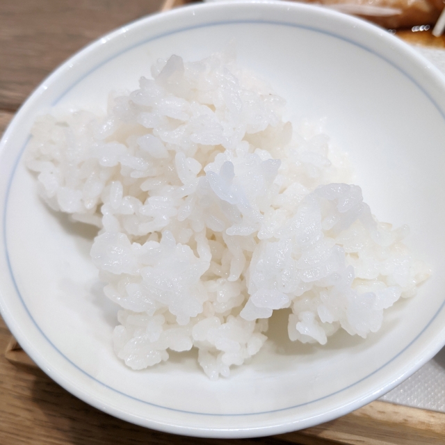 Got rice? The tastiest rice ever compels bread-fan Mr. Sato to eat more ...