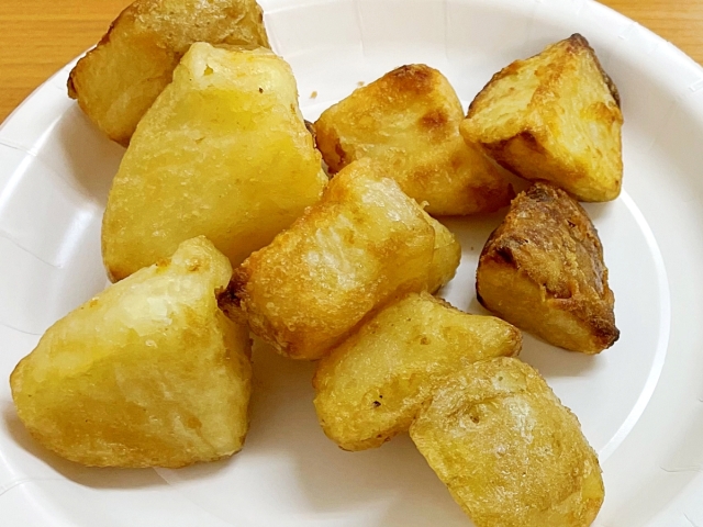 Who has the most cost-effective fast food French fries in Japan? We ...