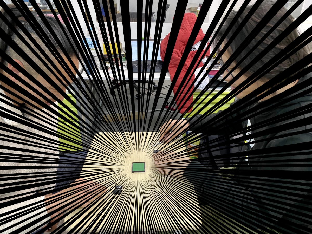 “World’s Smallest Othello” games on sale in Japanese capsule machines ...