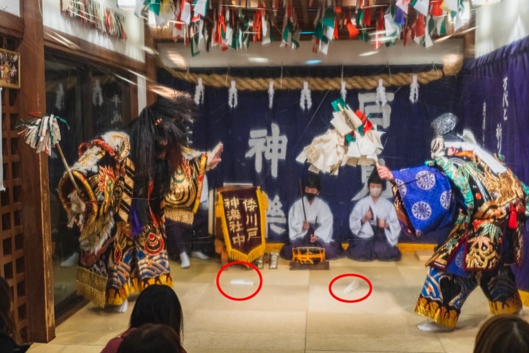 An intro to Iwami Kagura battle dancing, Noh theater’s wild awesome ...