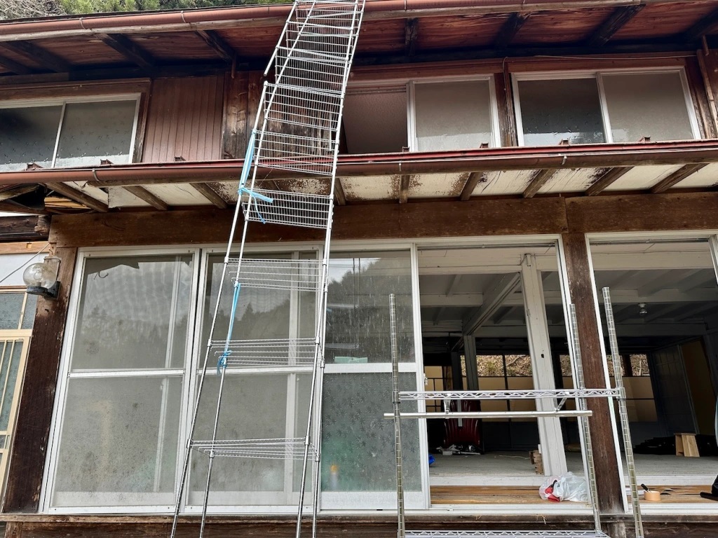 We built a steel rack taller than our crazy cheap country Japanese ...