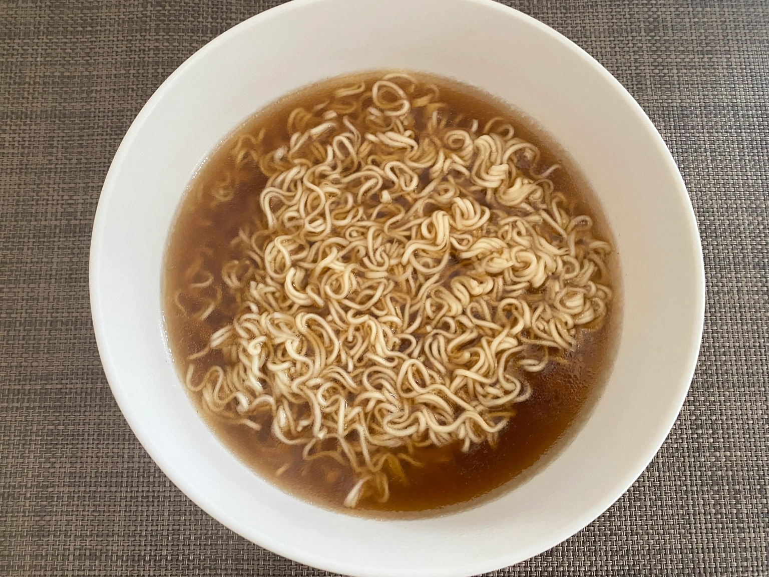 What does vegan ramen taste like? We try Veggie Brown Rice Ramen ...