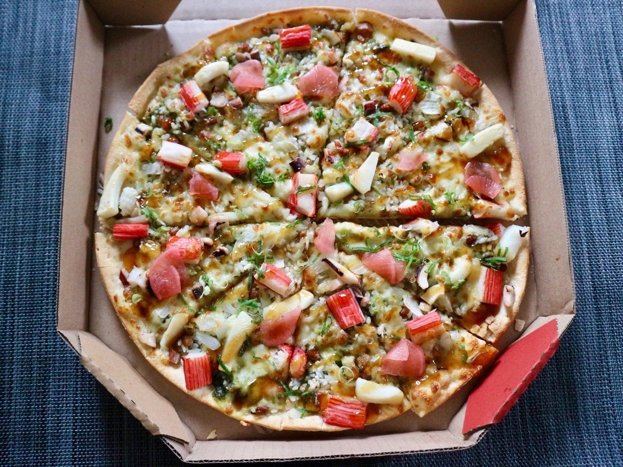 Pizza Hut’s sakura pizza takes cherry blossom season to weird places in ...