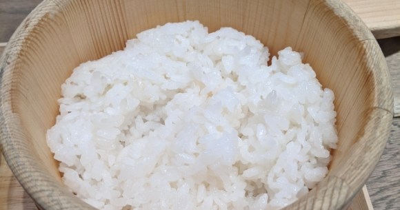 Got rice? The tastiest rice ever compels bread-fan Mr. Sato to eat more ...