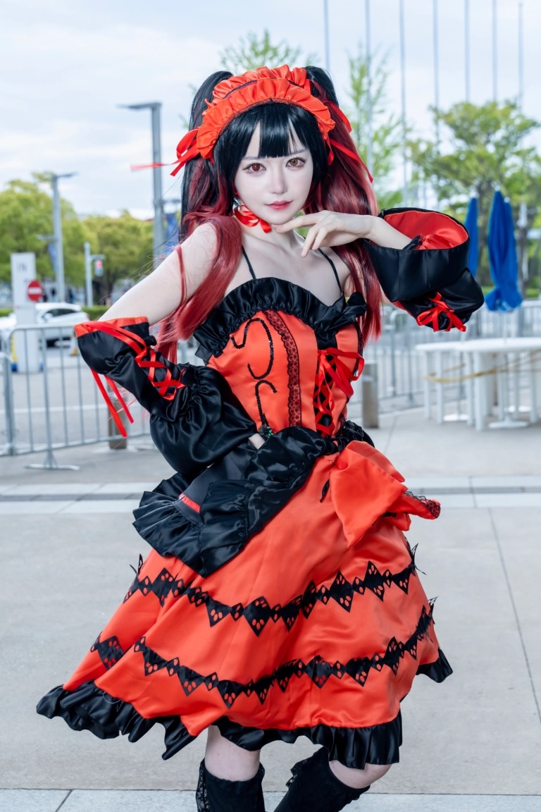 The beautiful cosplayers and booth models of Niconico Super Conference ...