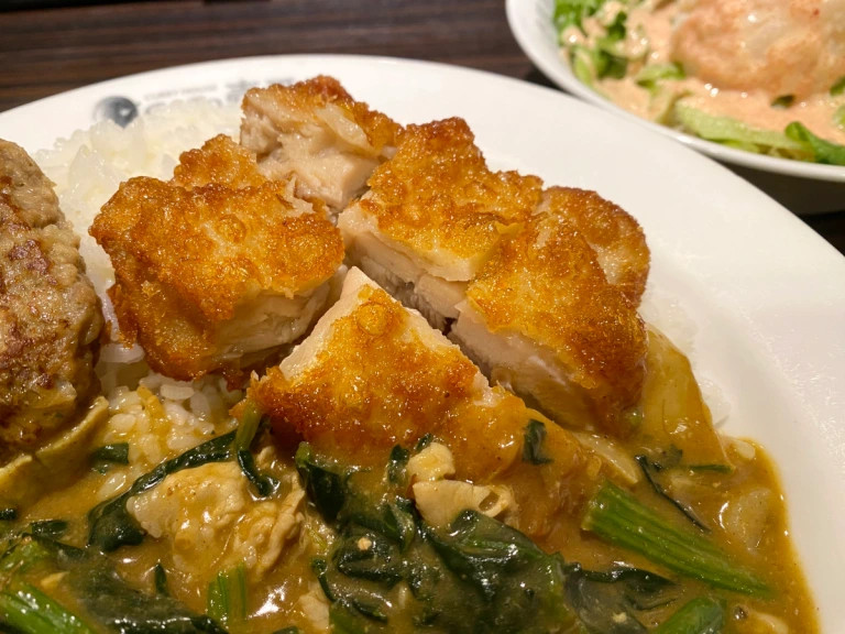 We try five menu recommendations from a clerk at CoCo Ichibanya and ...