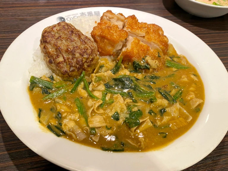 We try five menu recommendations from a clerk at CoCo Ichibanya and ...