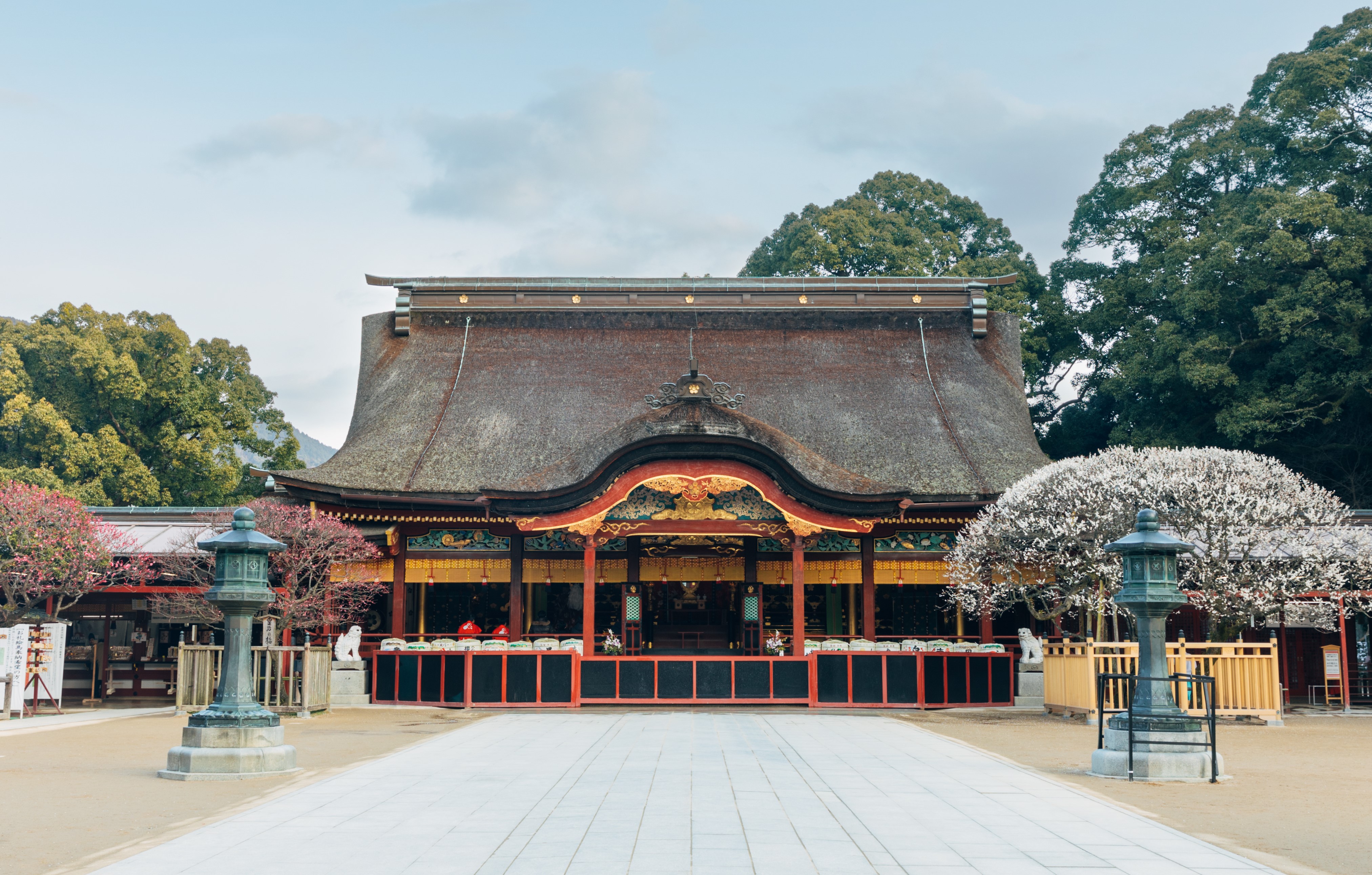 1,100-year-old shrine undergoes renovation, opens temporary building ...