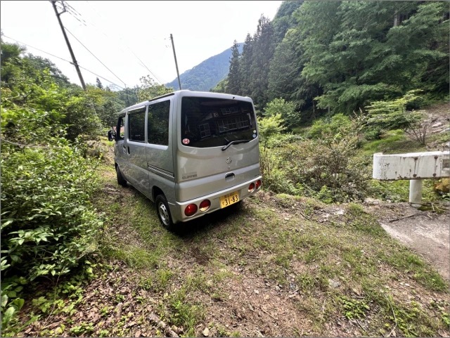 We buy a cheap Japanese mini van to go with our crazy cheap country ...