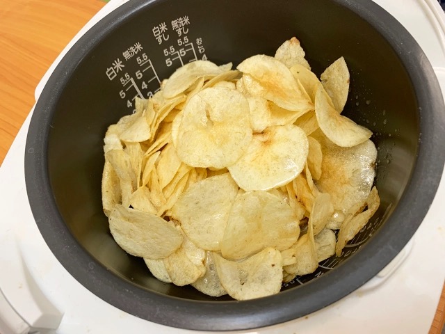 What happens when you cook beer with potato chips in a rice cooker ...