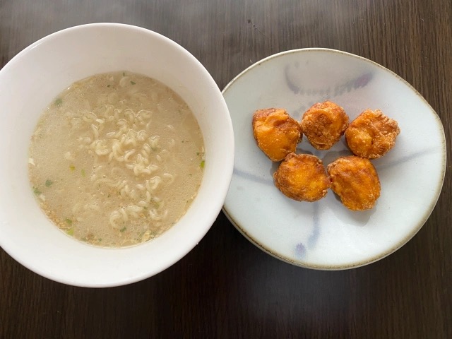 Tonkotsu ramen-flavoured chicken nuggets appear at Japanese convenience ...